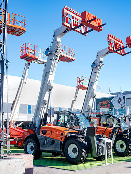 Snorkel shows off new telehandlers at WOC - Material Handling Wholesaler