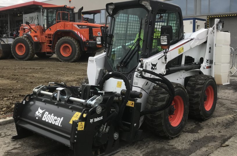 Bobcat displays Electric Mini Excavator at bauma - Material Handling ...
