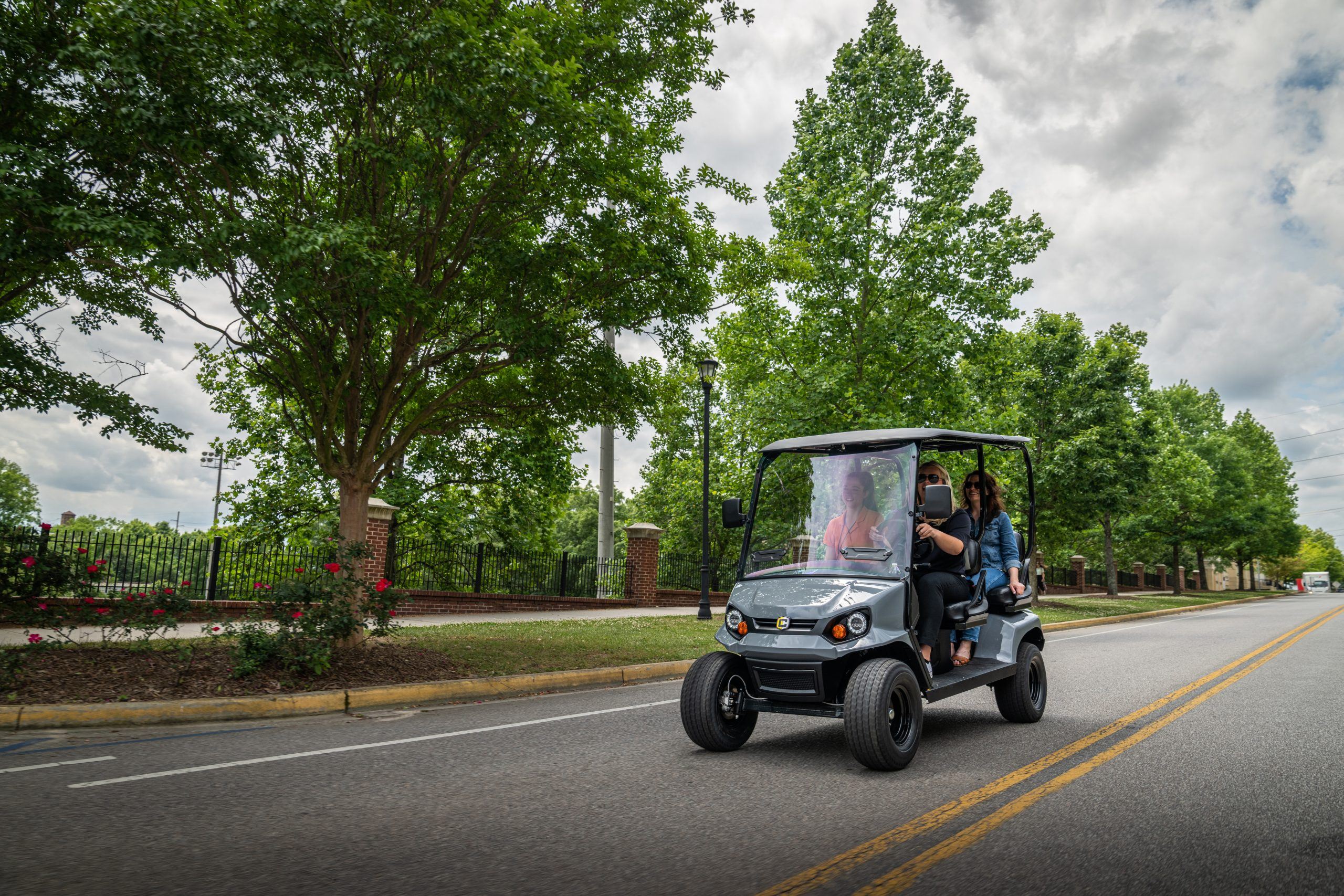 Cushman introduces two innovative street-legal utility vehicles ...
